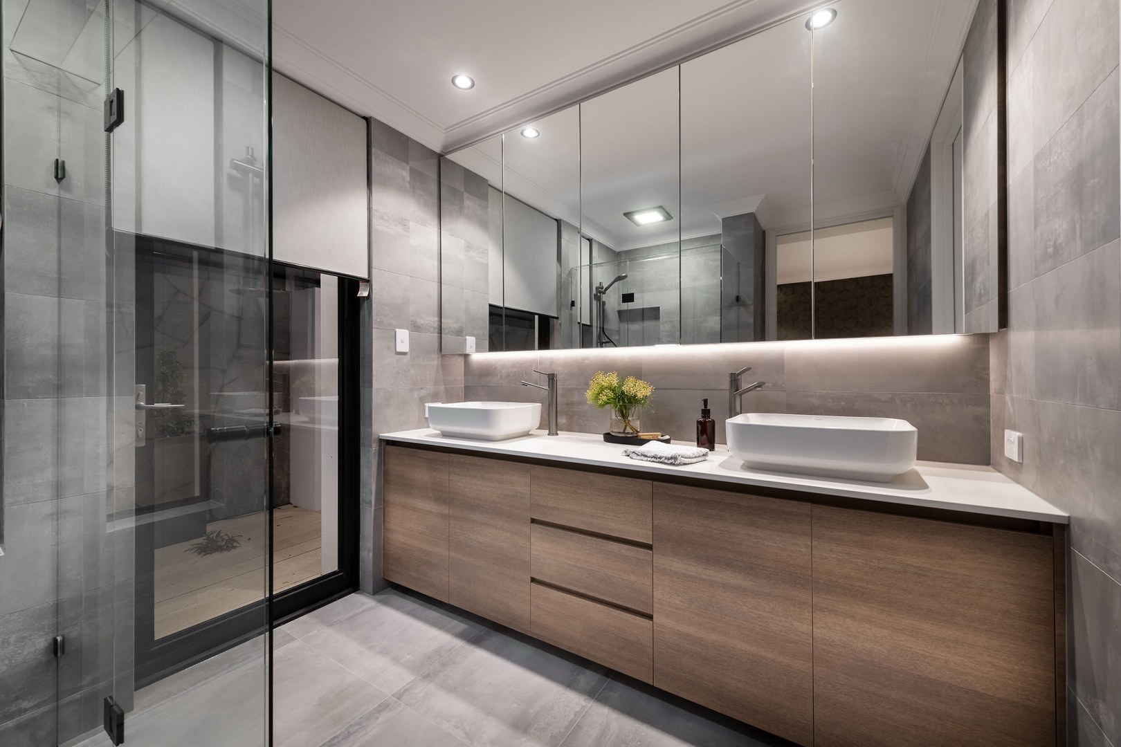 The Soho - Projects - polytec